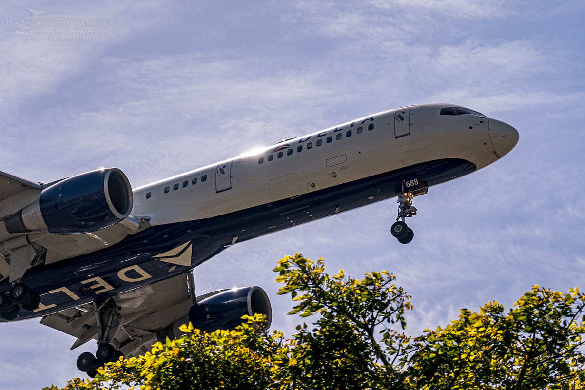 Arriving On A Jet Plane Spotting at LAX - Gary Crabbe - Enlightened ...